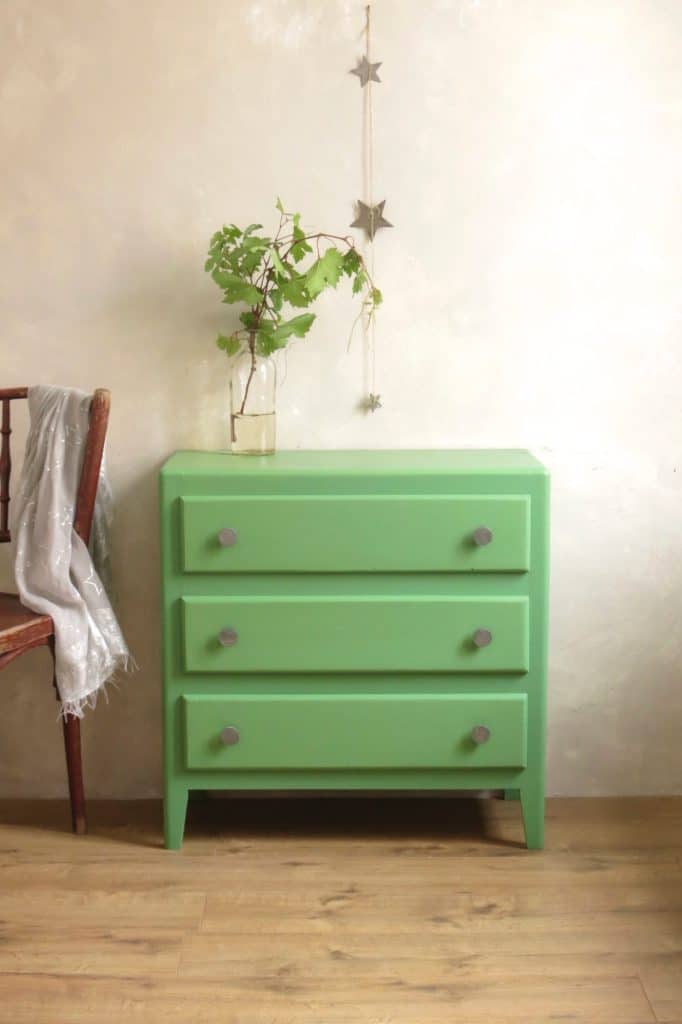 Commode verte printemps - C'est Vintage - Commodes, tables et buffets ...