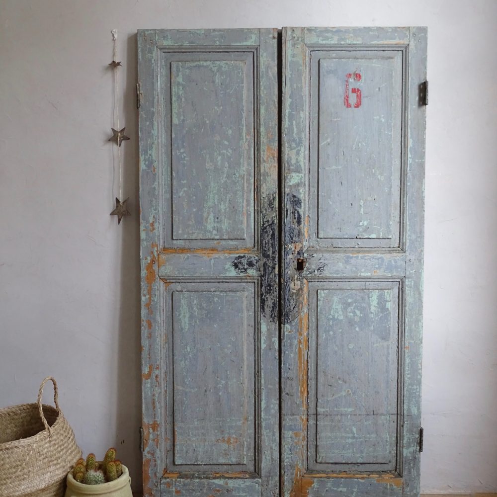 Portes anciennes - C'est Vintage - Commodes, tables et buffets Vintage